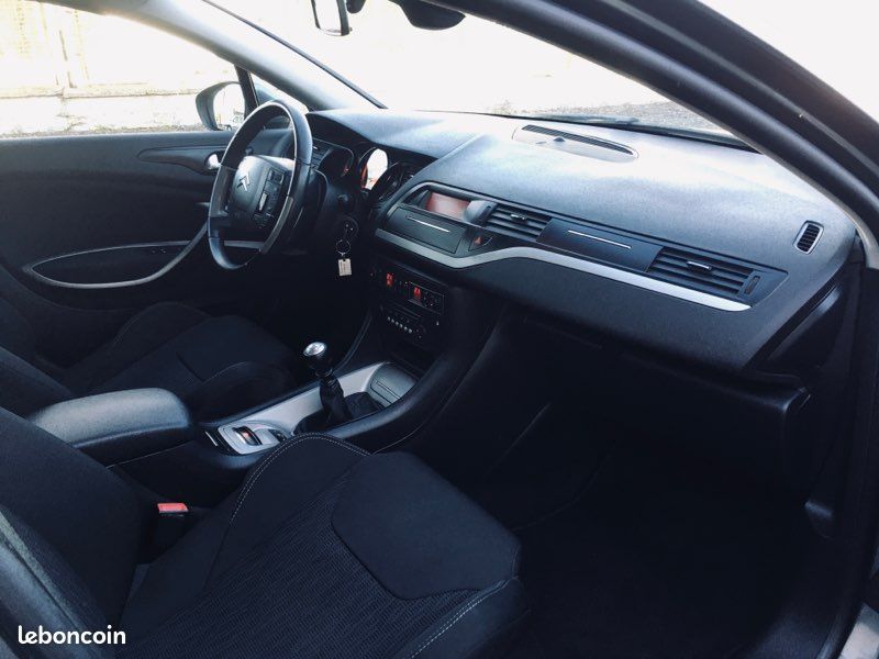 Citroën C5 2.0 HDI 140ch Confort Hydractive - Voitures