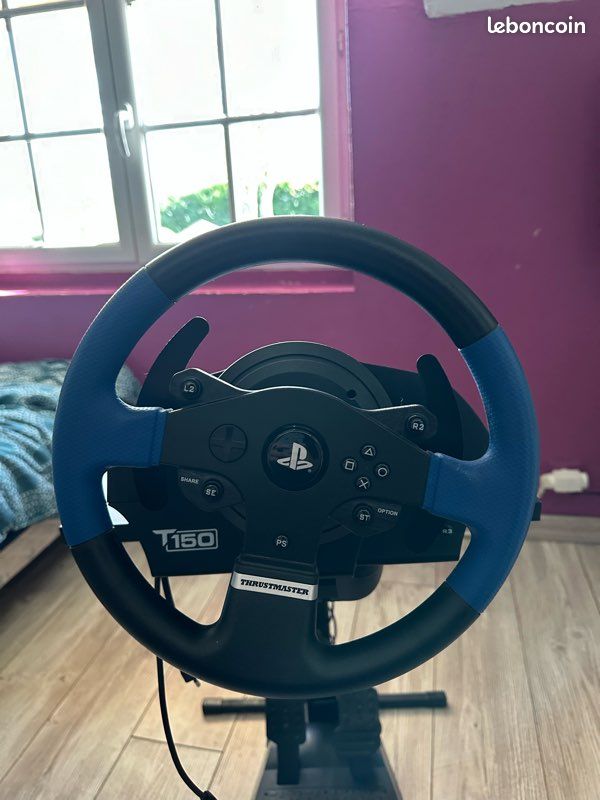 Volant Thrustmaster T150 + Support - Accessoires informatique