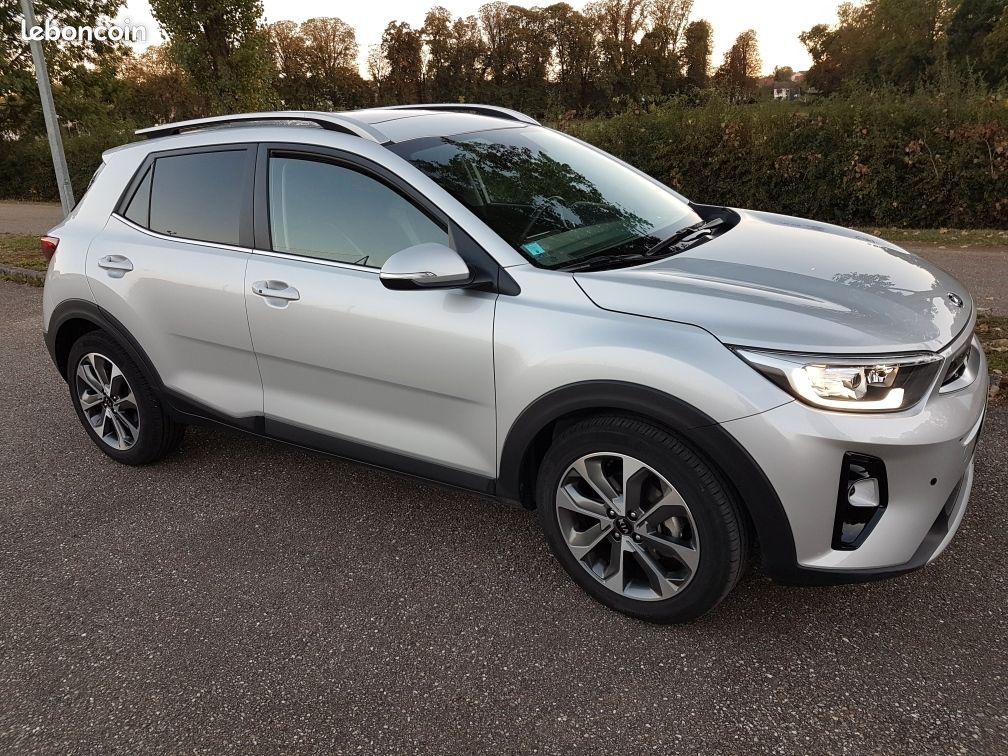 KIA Stonic premium 1.6 CRDI 110 BVM6 - Voitures