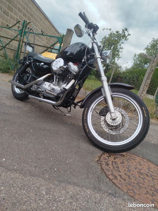 Harley 883 sporster - Motos