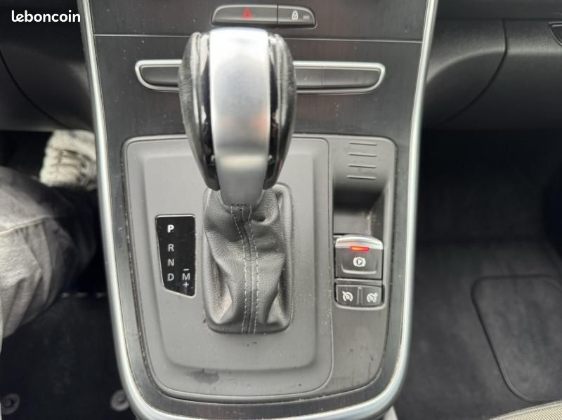 Renault Scenic 1.5 dCi 110ch energy Zen EDC - Voitures