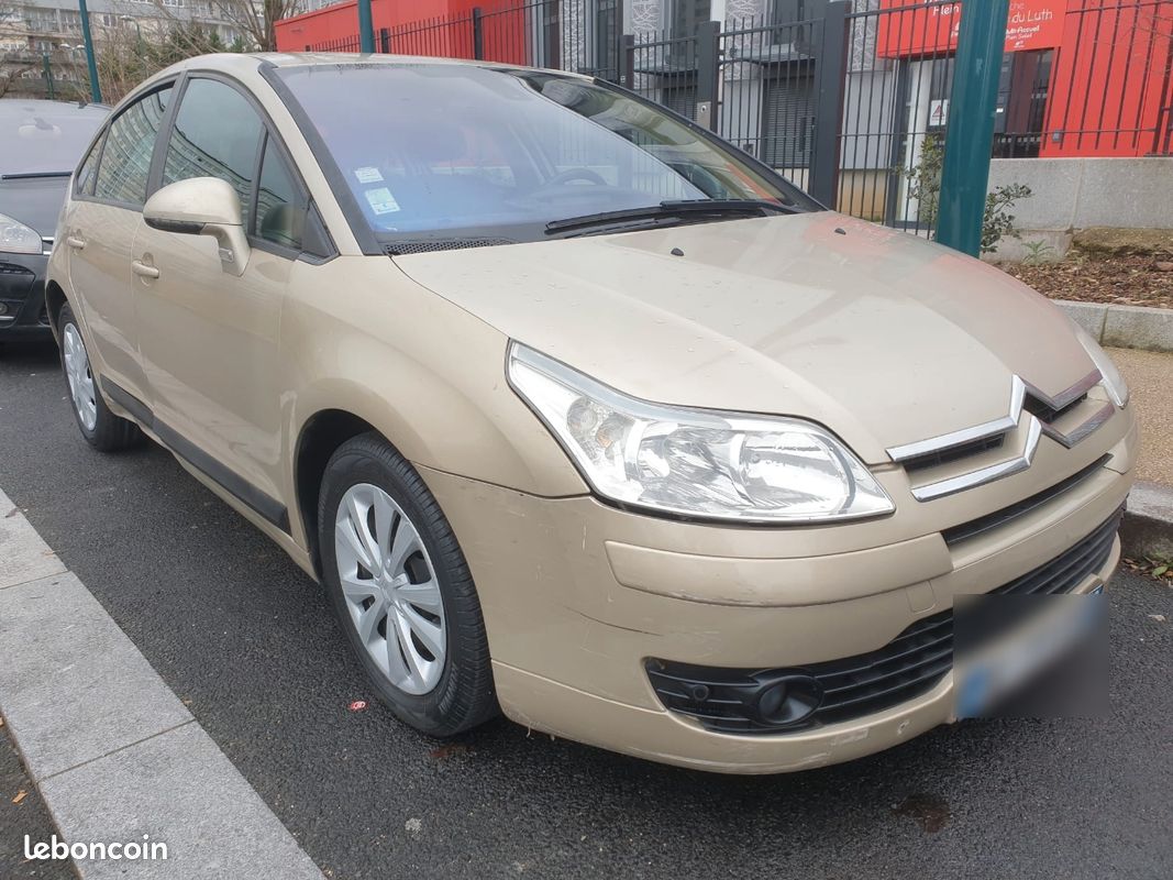 Citroen C4 , 1.6 HDi turbo diesel année 2006 - Voitures