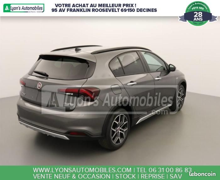 Fiat Tipo HB CROSS 2KM - Voitures