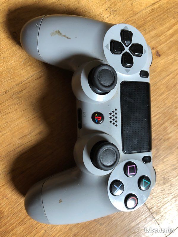 Manette de Ps 4 des 25 ans de la PlayStation - Consoles