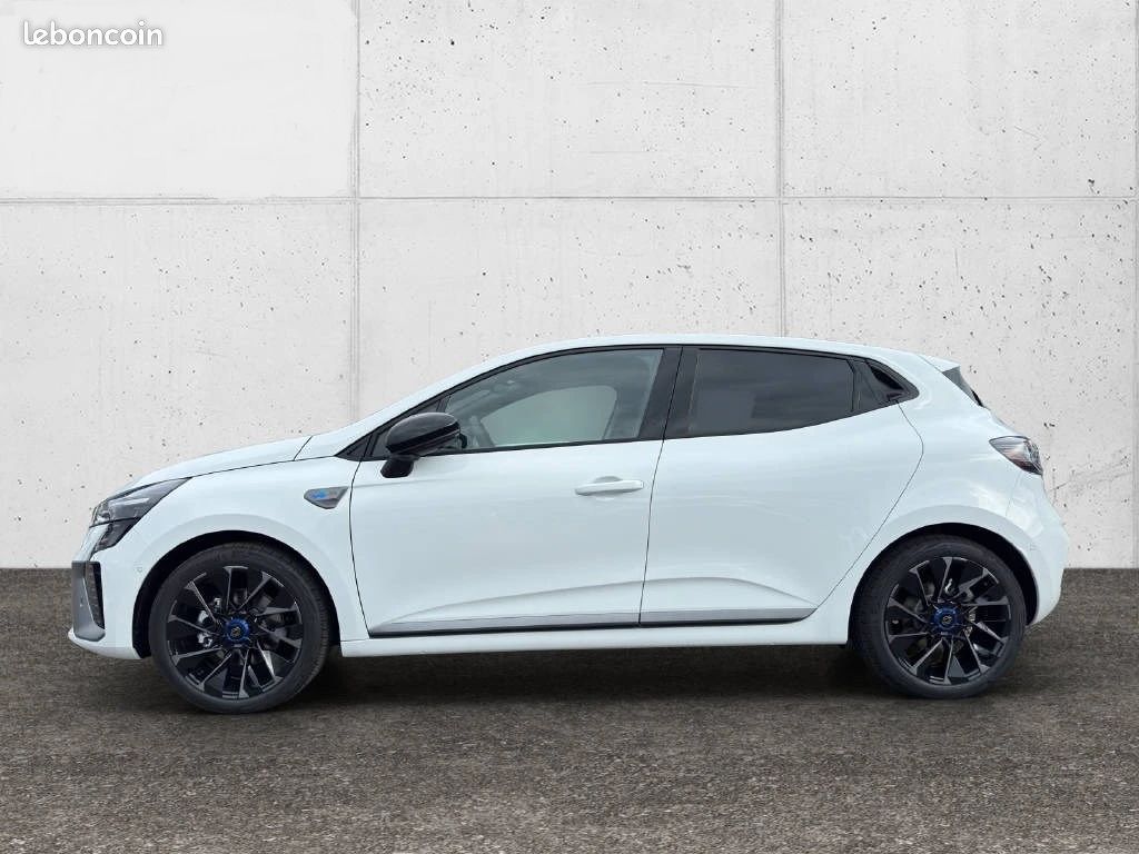 Clio Esprit Alpine 90 CV. 4900 Km. Garantie 05/2026 - Voitures