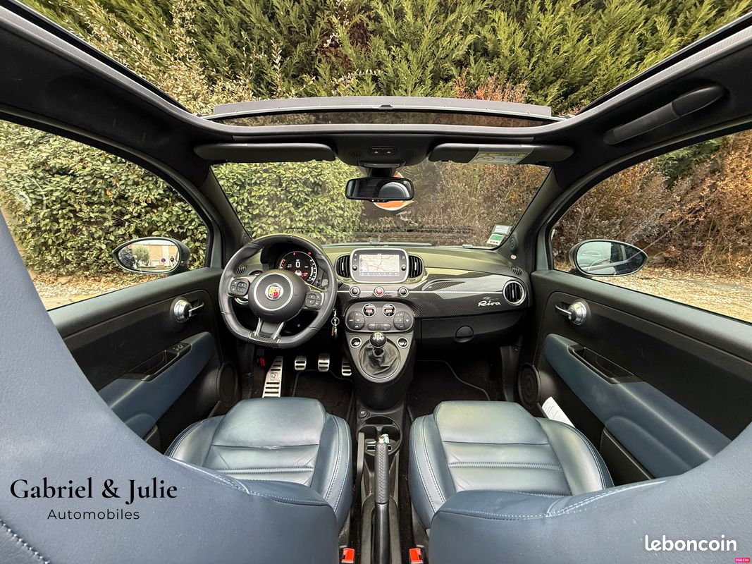 Abarth 500 Cabriolet 695 Rivale 1.4 BVM5 180 ch - Voitures