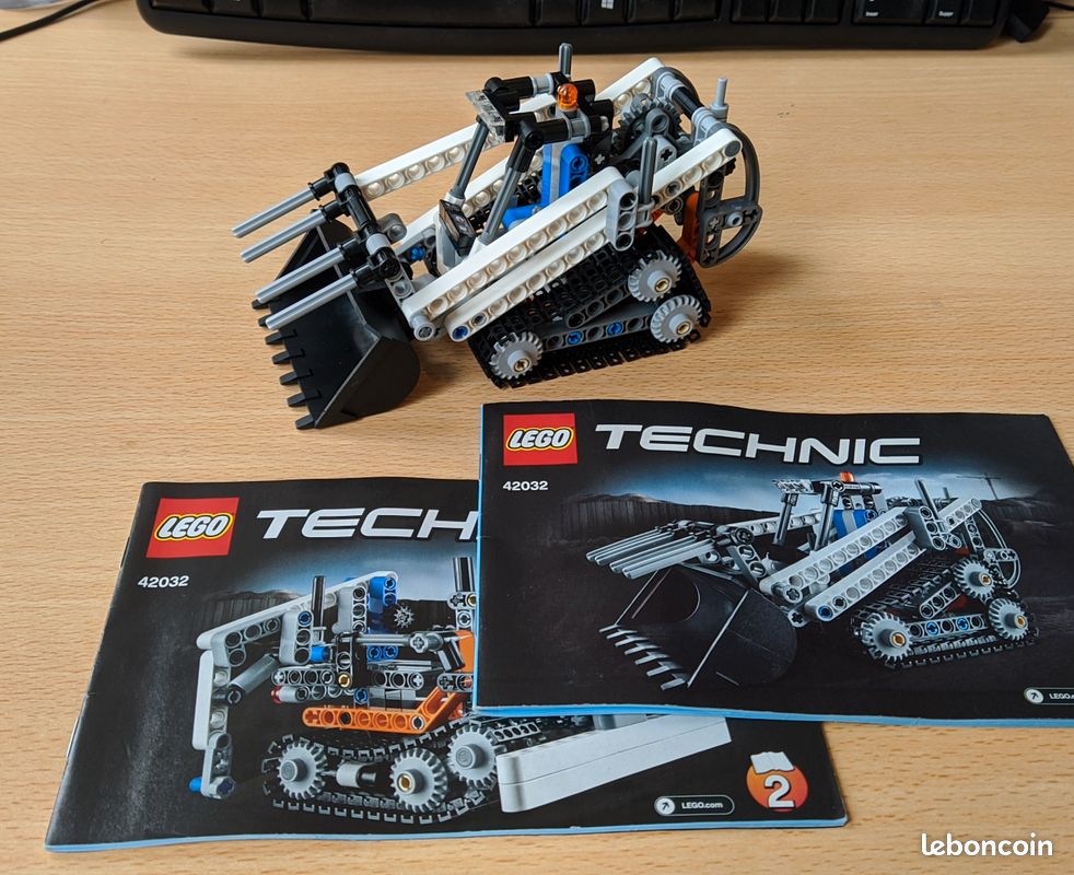 Lego Technic 42032 La chargeuse compacte sur chenilles (complet) - Jeux ...