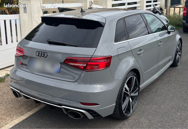 Audi RS3 - Voitures