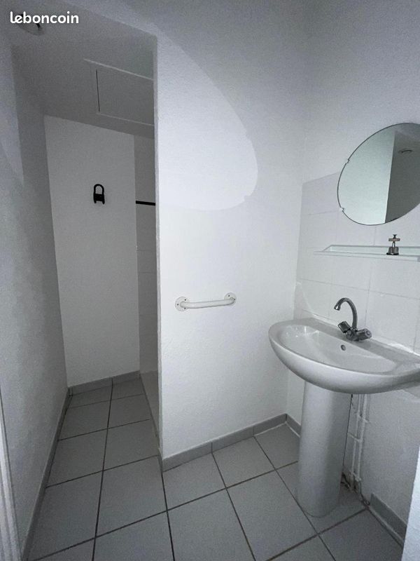 Appartement 1 pièce 22 m² - Locations