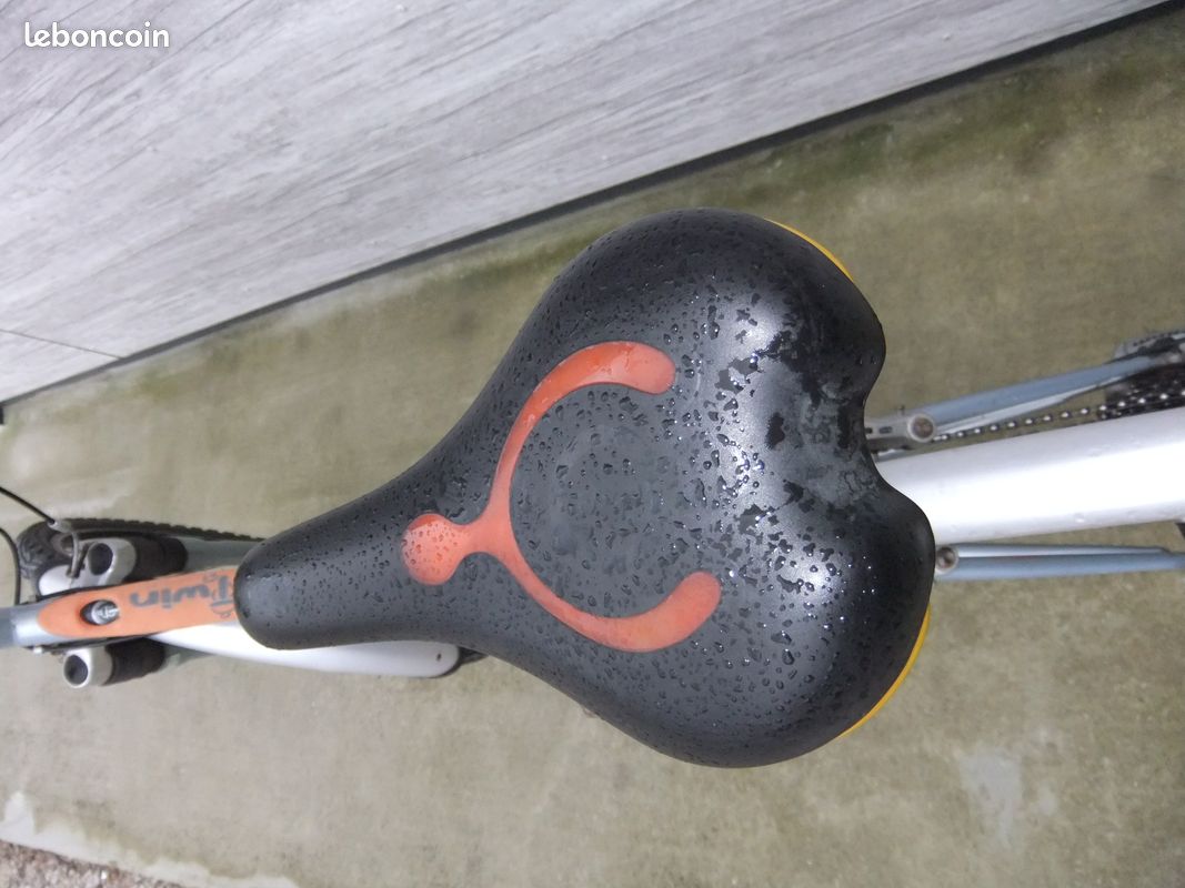 VTC femme Btwin Five 5 S/M - Vélos