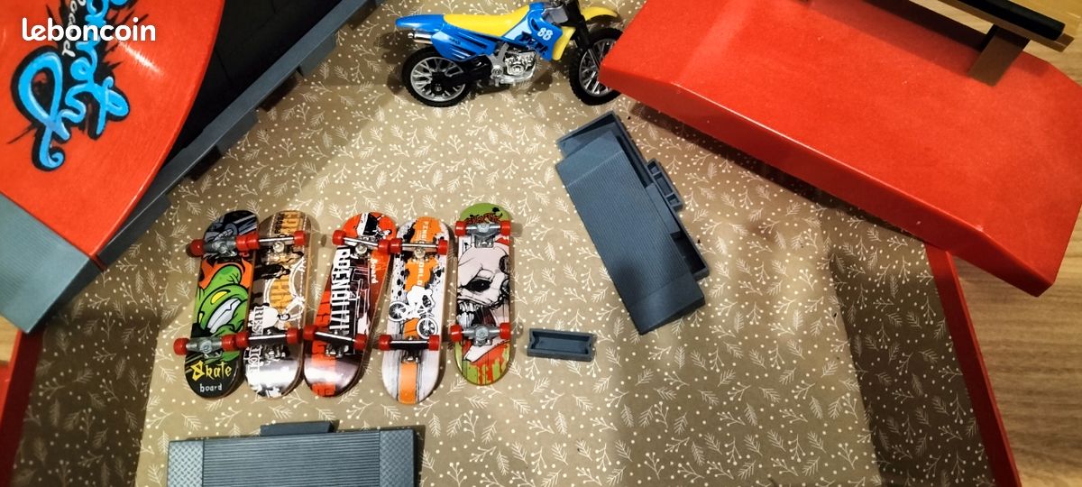 Jeu finger skate board et finger moto cross - Jeux & Jouets