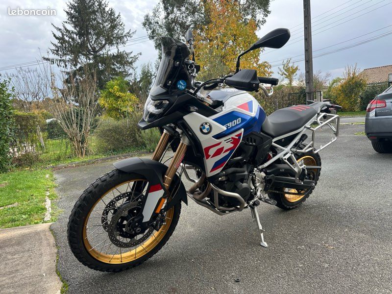 Bmw f900gs style trophy - Motos
