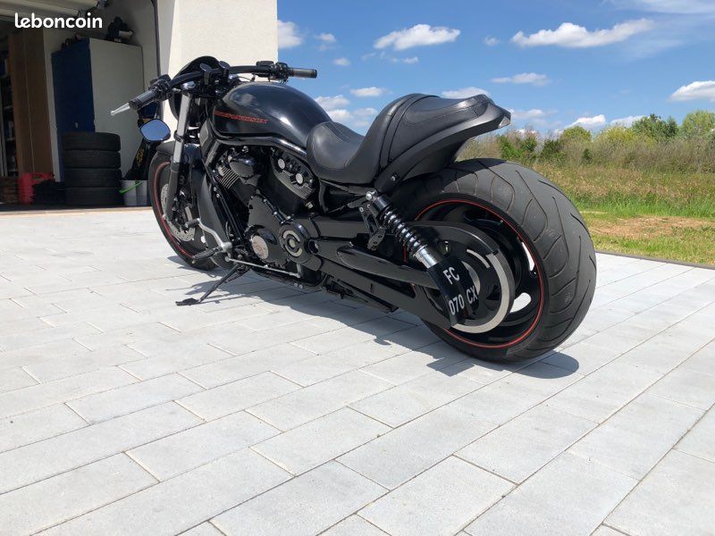 Harley Davidson night rod special - Motos