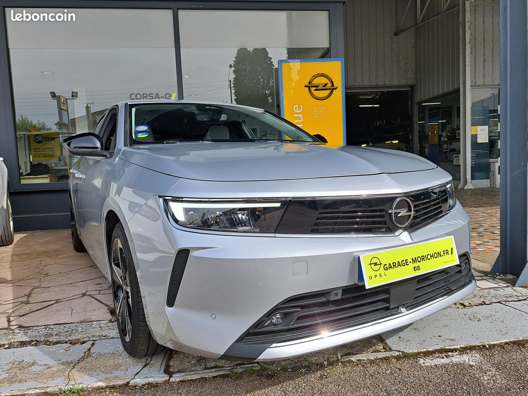 Opel Astra 1.6 180 CV Hybrid Elegance Business BVA8 - Voitures