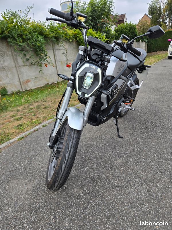 Super soco tsx - Motos