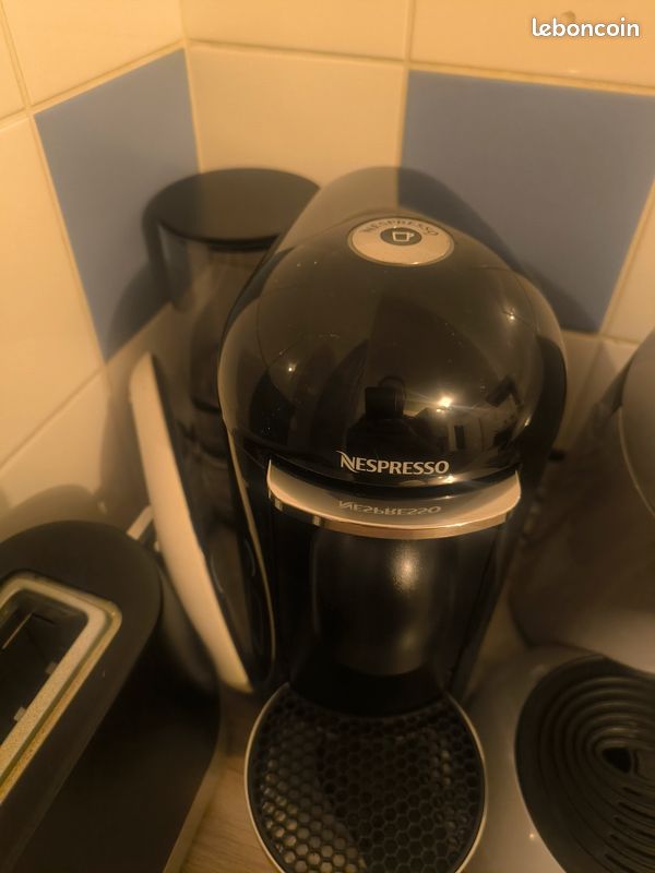 Machine a capsule Nespresso - Électroménager