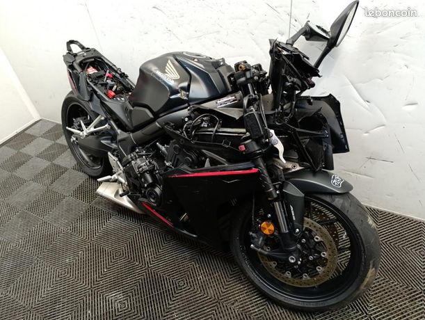 Cbr 650 r d'occasion - Motos - leboncoin