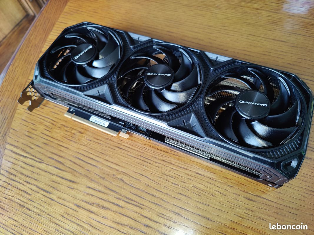 GPU Gainward RTX 4080 SUPER Panther OC - Accessoires informatique