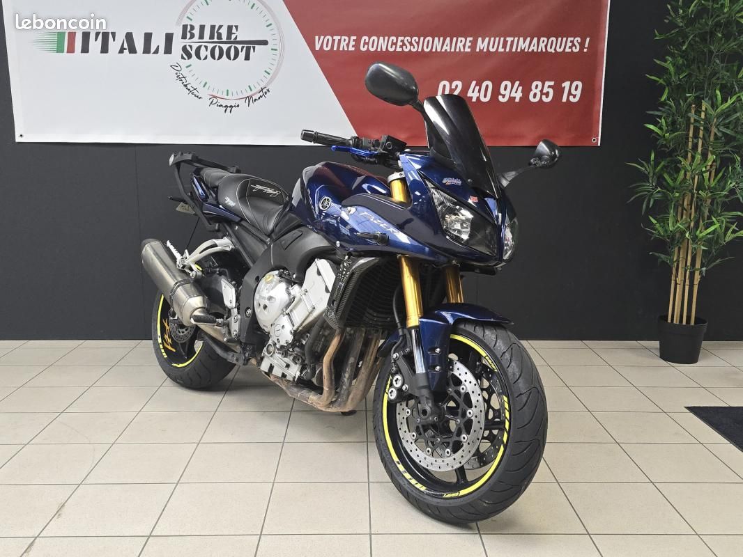 Yamaha FZ1 1000 cm3 - Motos