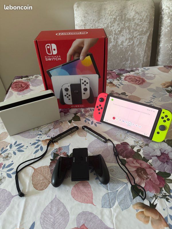 Switch OLED - Consoles