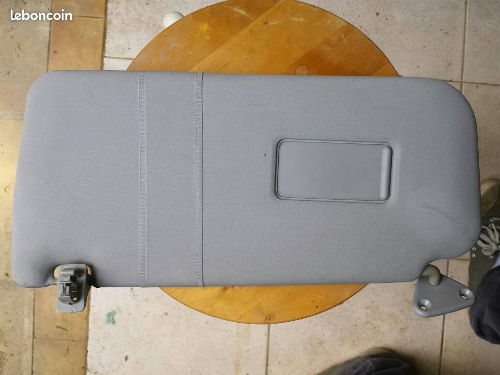 Pajero 3 3.2did pare soleil - Équipement auto