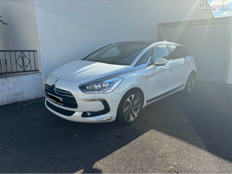 Citroën DS5 sport chic - Voitures