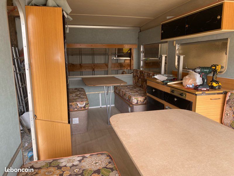 Caravane Pliante Esterel Interieur