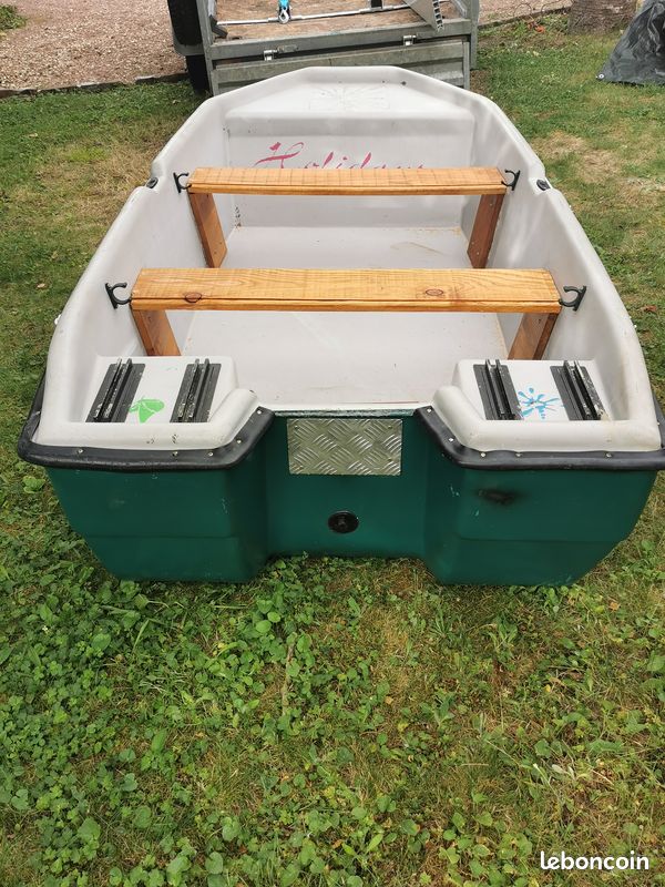 Barque de pêche - Sport & Plein air