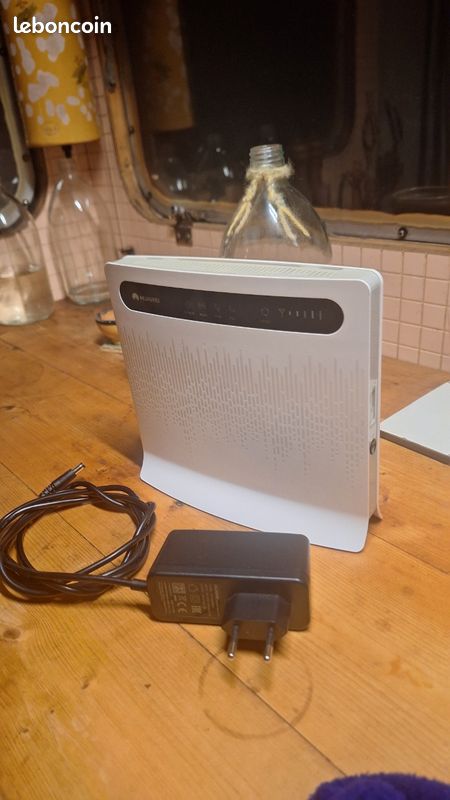 Box 4G LTE huawei B593s-22 - Accessoires informatique