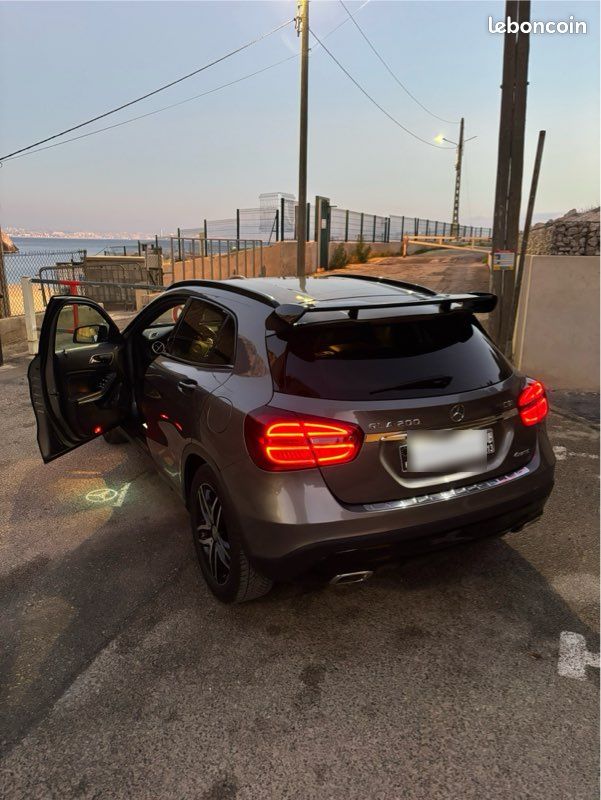Mercedes GLA Automatique - Voitures
