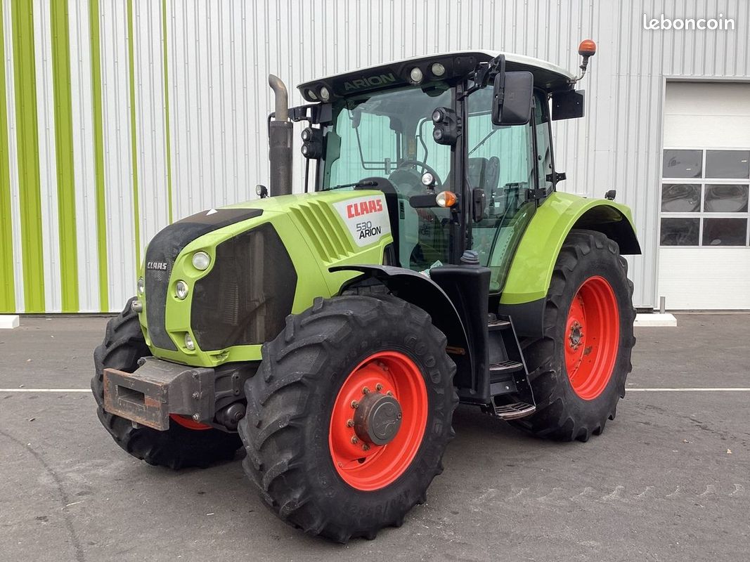 Claas ARION 530 - Tracteurs