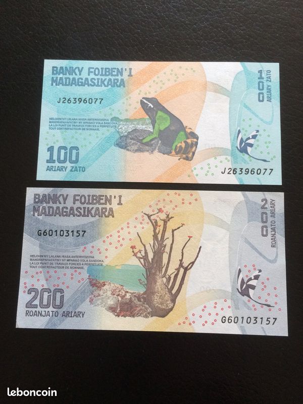 2 Billets de banque Madagascar (100/200 Ariary) 2017-2022 unc - Collection