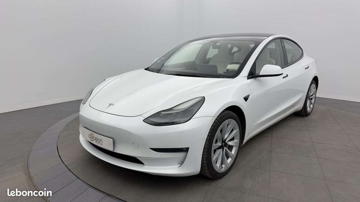 Tesla Model 3 Long Range Dual Motor AWD - Voitures