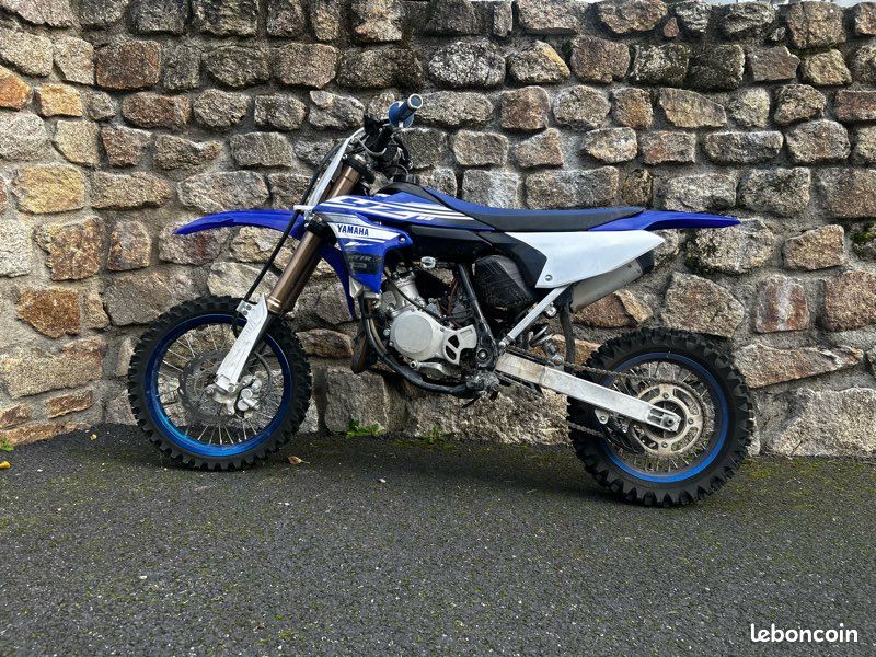 Yamaha 65 YZ - Motos