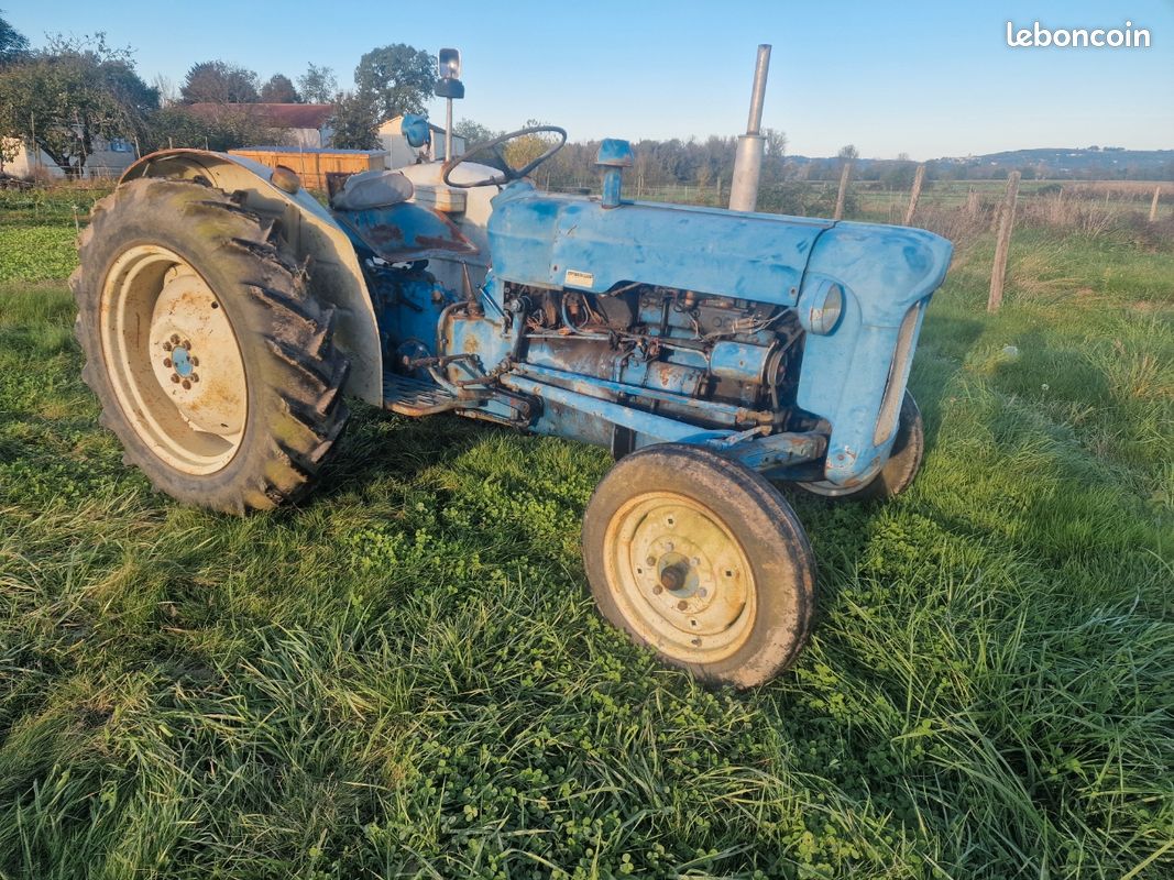 Fordson dexta - Tracteurs