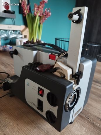 Projecteur film super 8 d'occasion - Photo, audio & vidéo - leboncoin