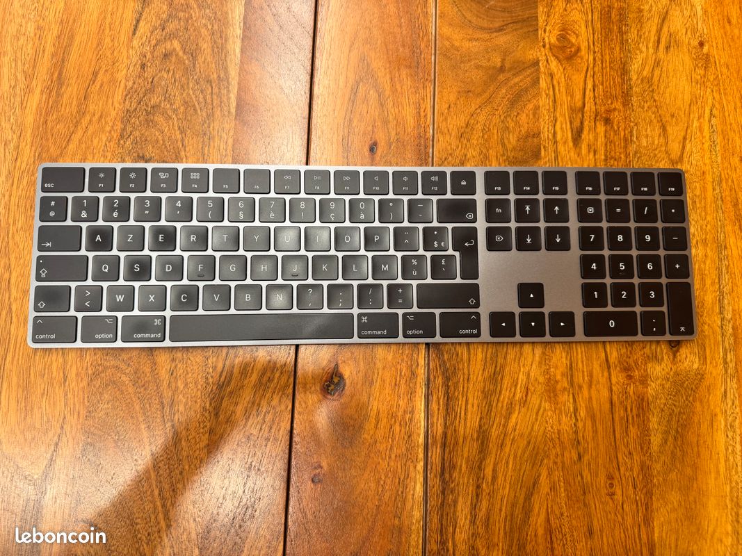 Clavier Apple Black Magic Keyboard – Sans fil Bluetooth – AZERTY – Pavé ...