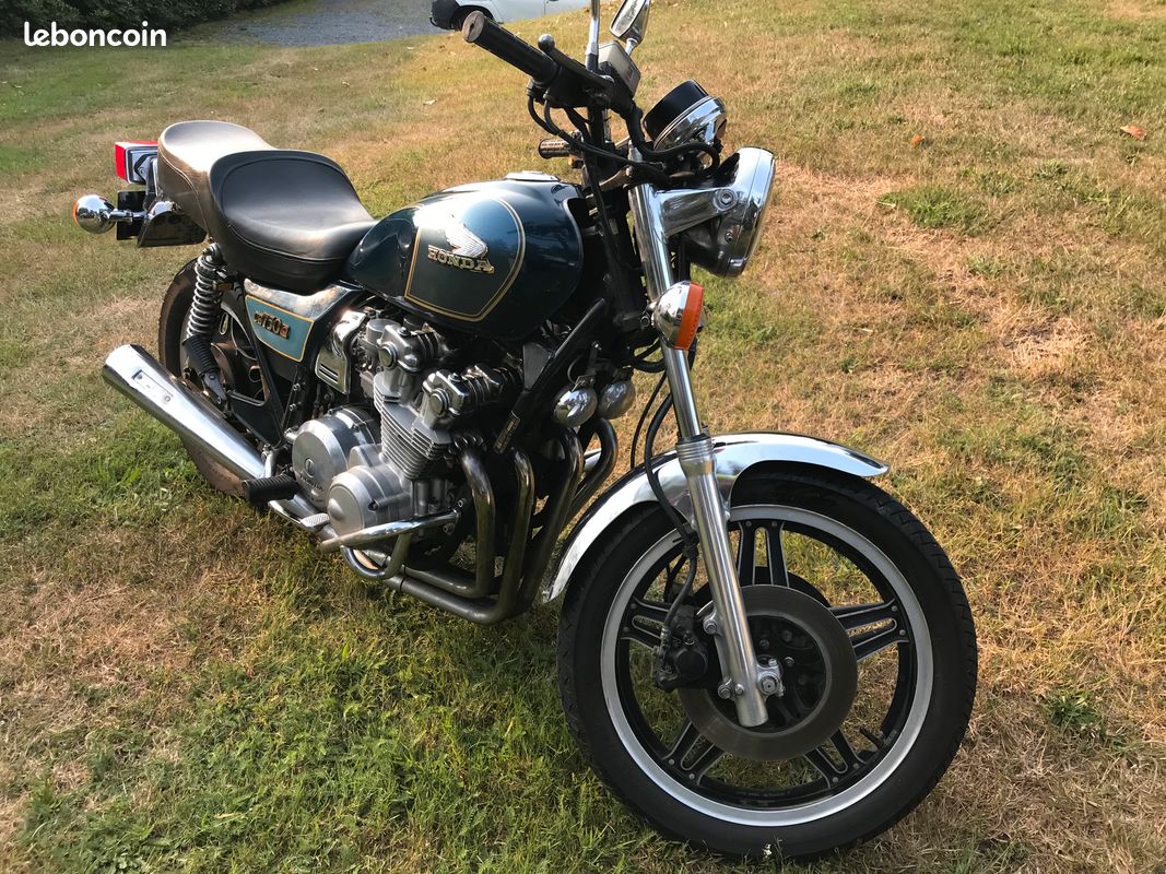 Moto Honda 750 CB Custom - Motos