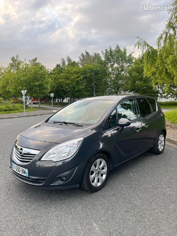 OPEL Meriva 1.7 CDTI S&S ecoFLEX 130 cv Cosmo Pack Cosmo Pack - Voitures