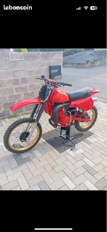 Honda cr250r cr250 cr elsinore red rocket - Motos