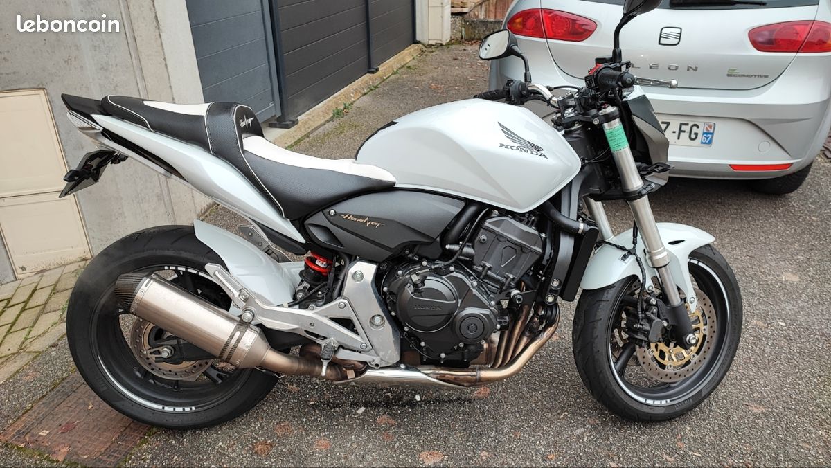 Honda CB 600 Hornet - Motos