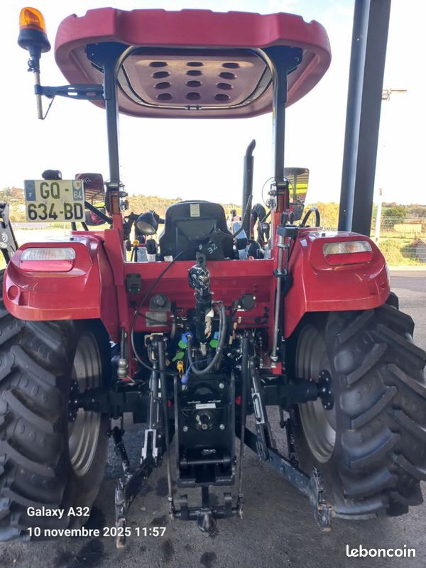 Case IH FARMALL 75C - Tracteurs