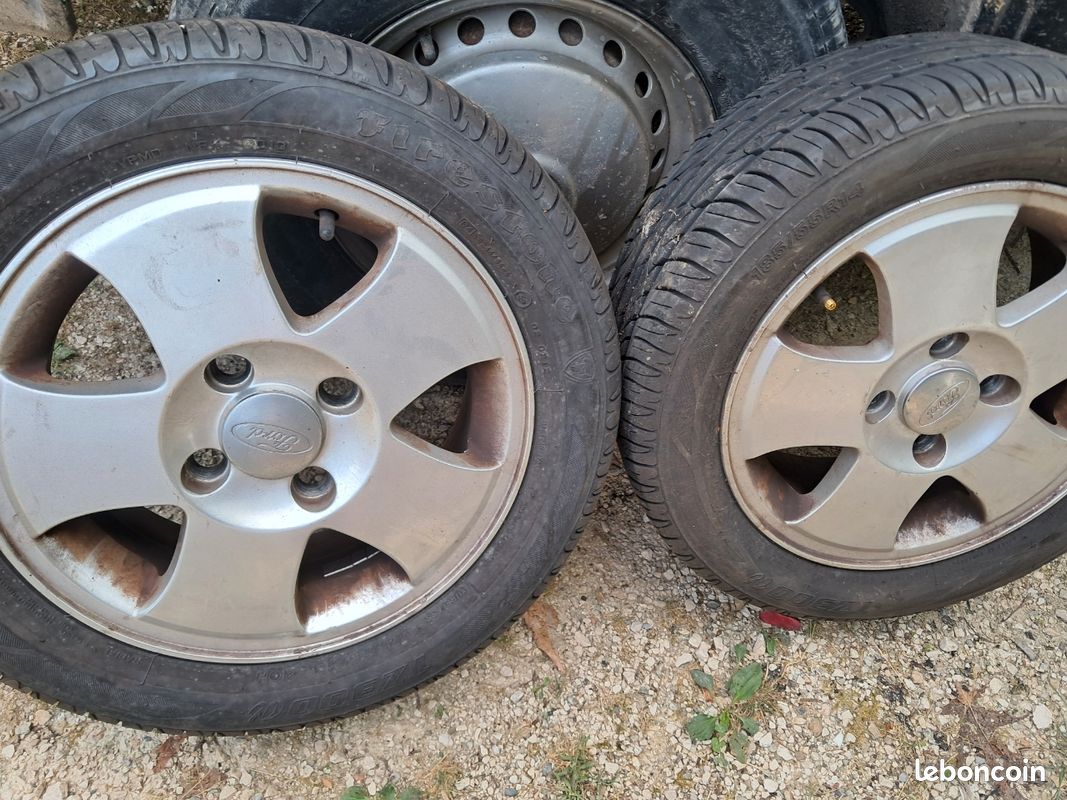 2 pneus firestone 185/55/14 - Équipement auto