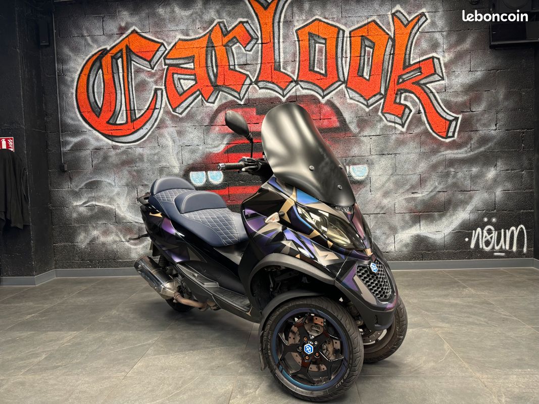 Piaggio MP3 500 UNIQUE - Permis B - Motos