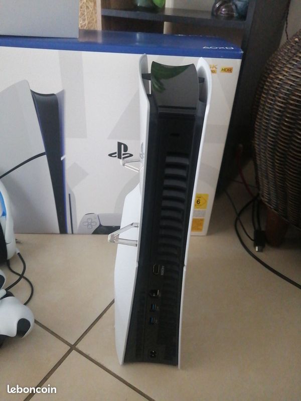 Ps5 1to avec lecteur + 2 manettes + écran Asus tuf gaming 24" incurvé ...