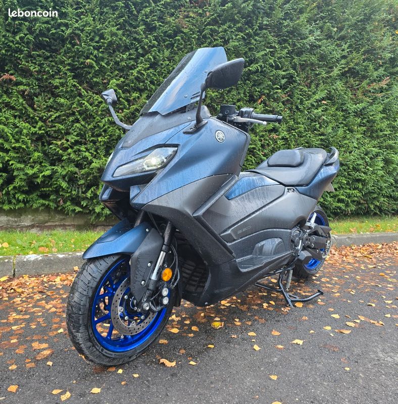 Tmax 560 icon blue - Motos