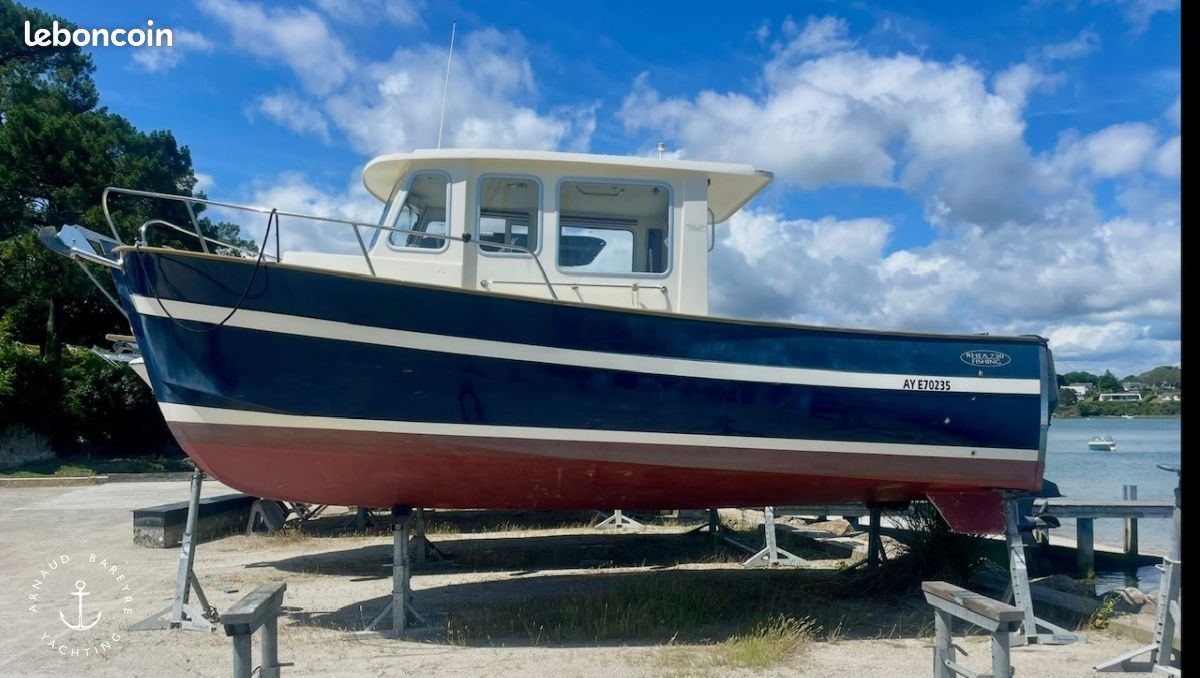 Rhéa 730 Fishing 2013 - Yamaha 200 cv - 475 H - Nautisme