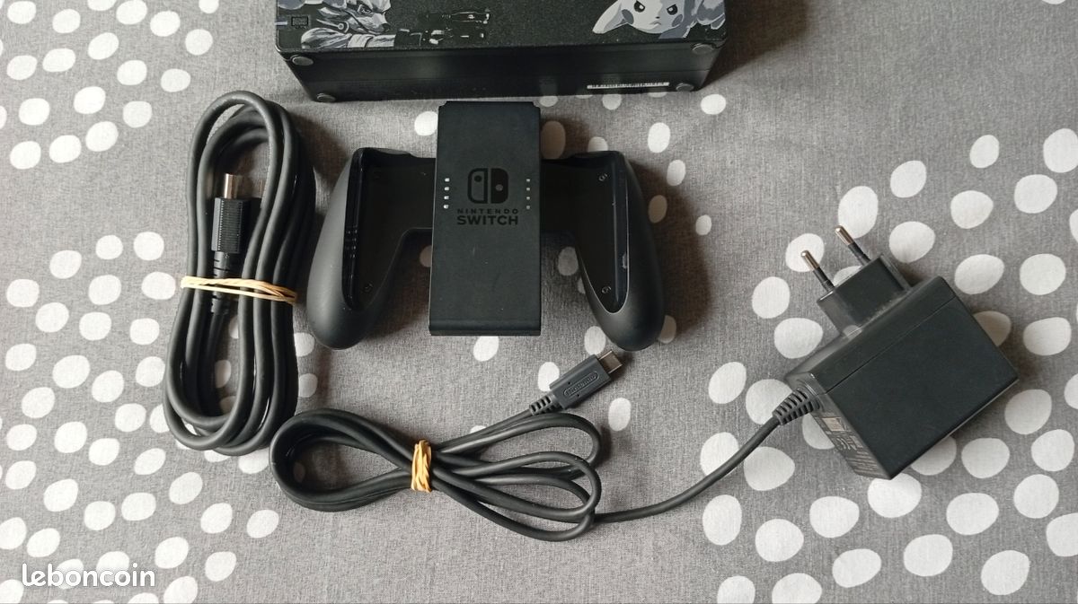 [⚡URGENT] SWITCH Édition Super Smash Bros - Consoles