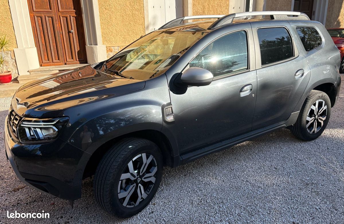 Dacia DUSTER 2022 ESSENCE 4x2 - Voitures