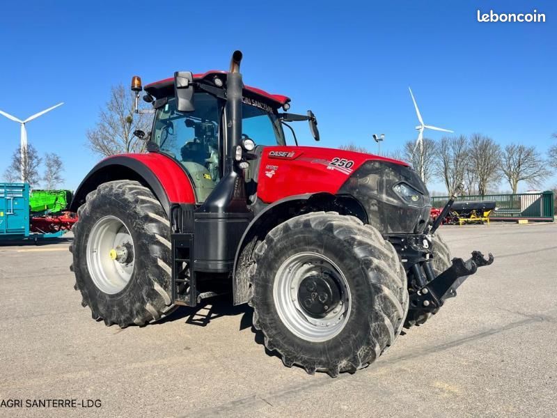 Case IH OPTUM 250 CVX - Tracteurs